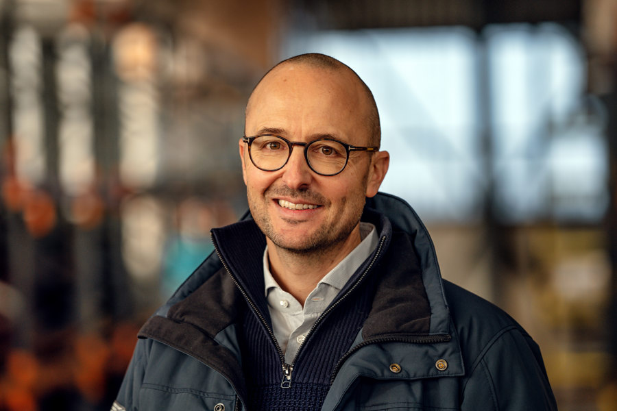 Editorial Martin Tobler | HG COMMERCIALE